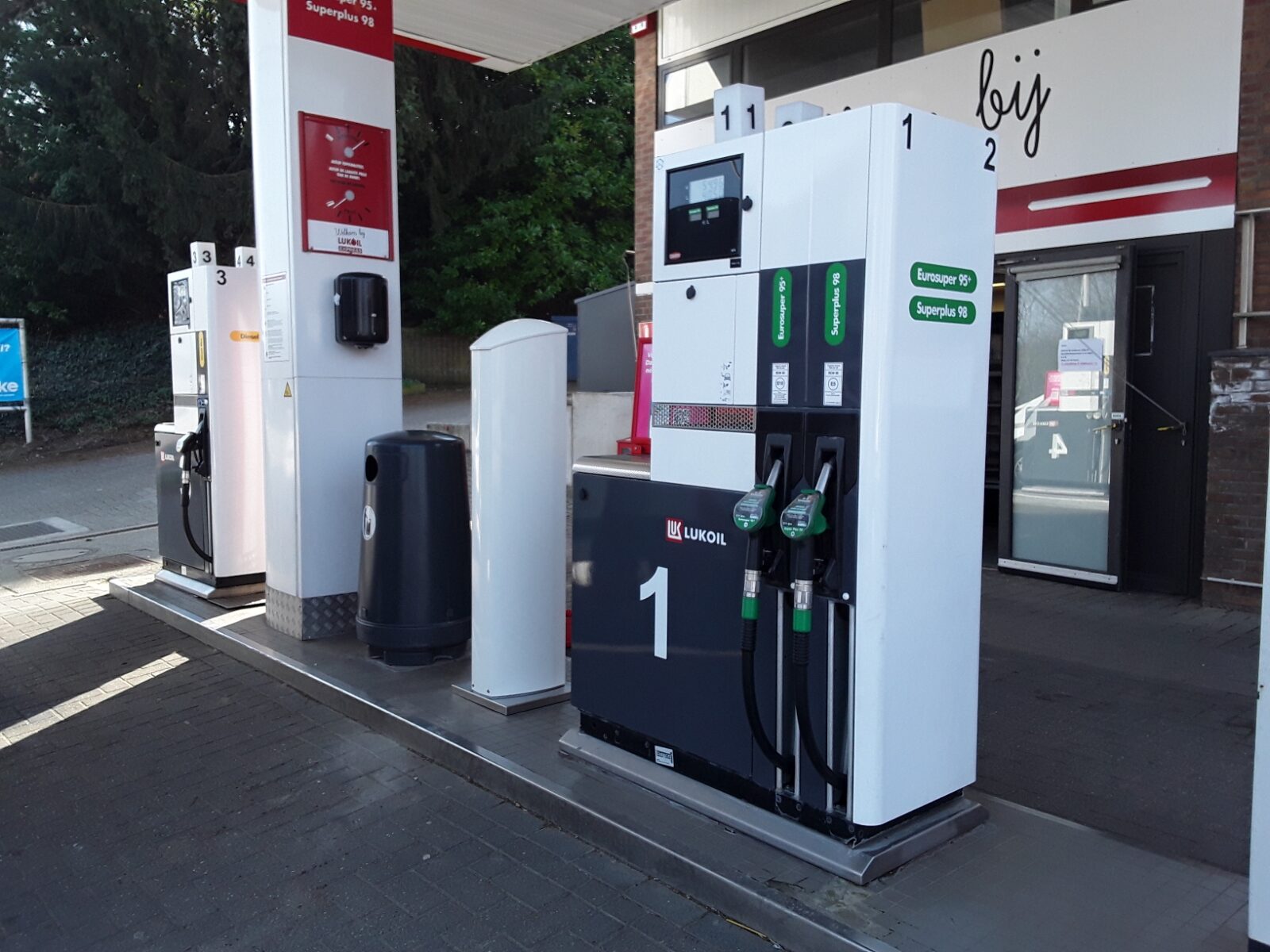 TSG - Uw partner voor elektrisch laden, tanken en wassen