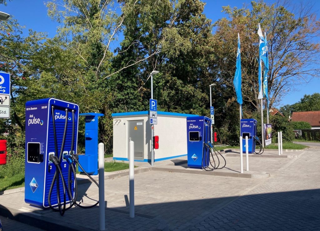 EV charger possibilities for service stations - TSG