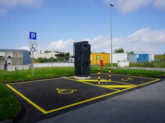 Bornes de recharge DC Alpitronic